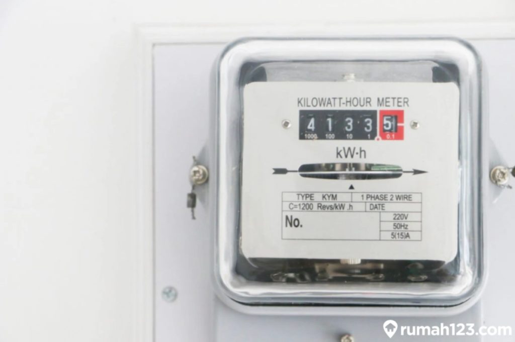 Listrik AC Bikin Tarif Listrik Bengkak, Ini Siasat yang Bisa Kamu Lakukan!