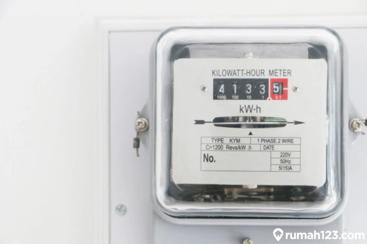 Listrik AC Bikin Tarif Listrik Bengkak, Ini Siasat yang Bisa Kamu Lakukan!