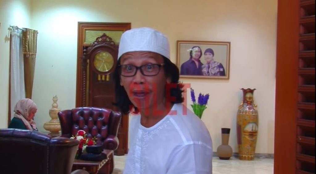 Potret Rumah Betawi Mandra Seluas 2 Hektare. Di Dalamnya Ada Makam!