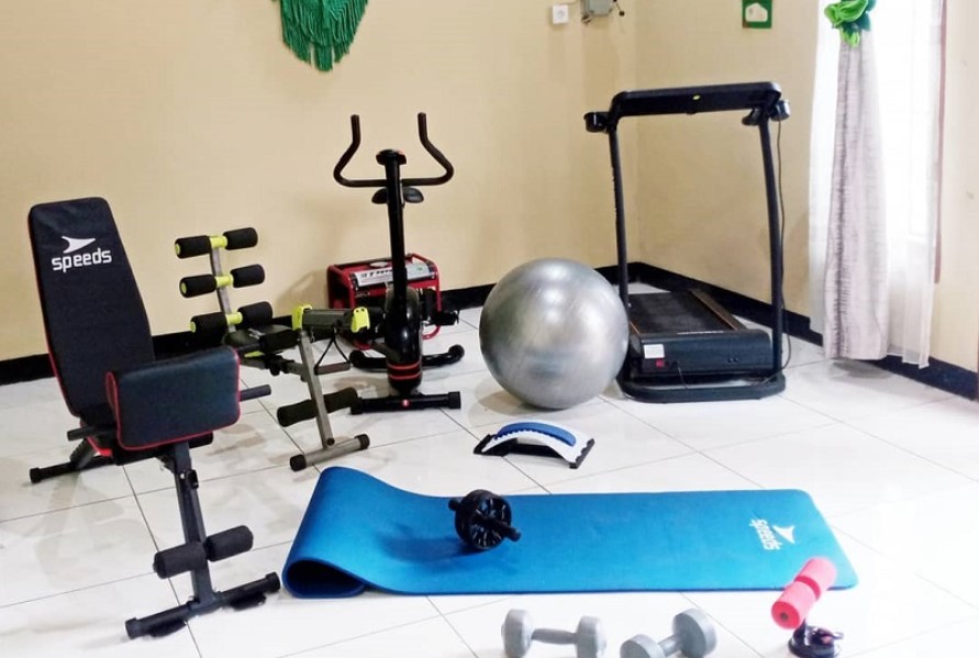 7 Desain Ruang Olahraga Gym di Dalam Rumah Terbaik 2022