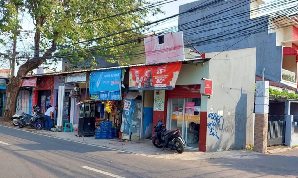 Cara Jual Kios Pinggir Jalan agar Cepat Laku untuk Pemula