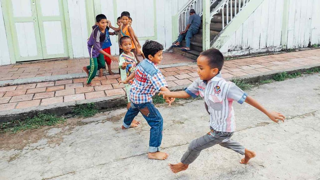 15 Permainan Tradisional Indonesia dan Cara Memainkannya