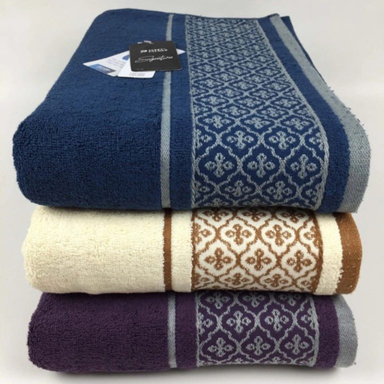 12 Rekomendasi Merk Handuk yang Bagus dan Nyaman (Terbaru 2023)