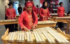 10 Alat Musik Tradisional Indonesia dan Asalnya yang Perlu Diketahui