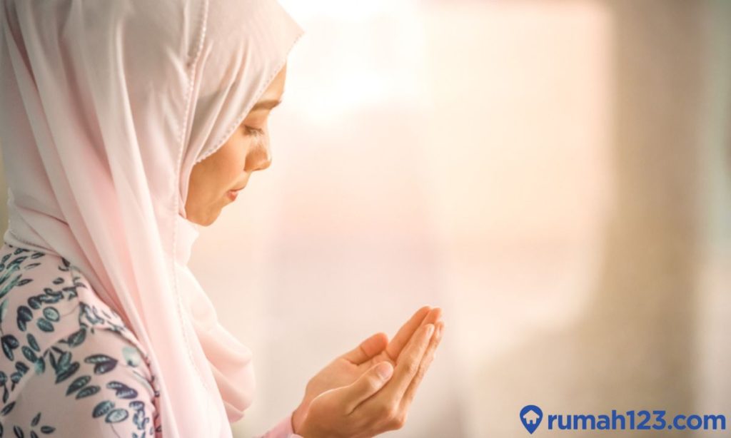 Bacaan Dua Kalimat Syahadat Lengkap dengan Artinya