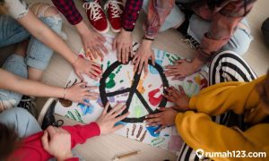 25 Contoh Poster Sederhana yang Menarik untuk Berbagai Tema