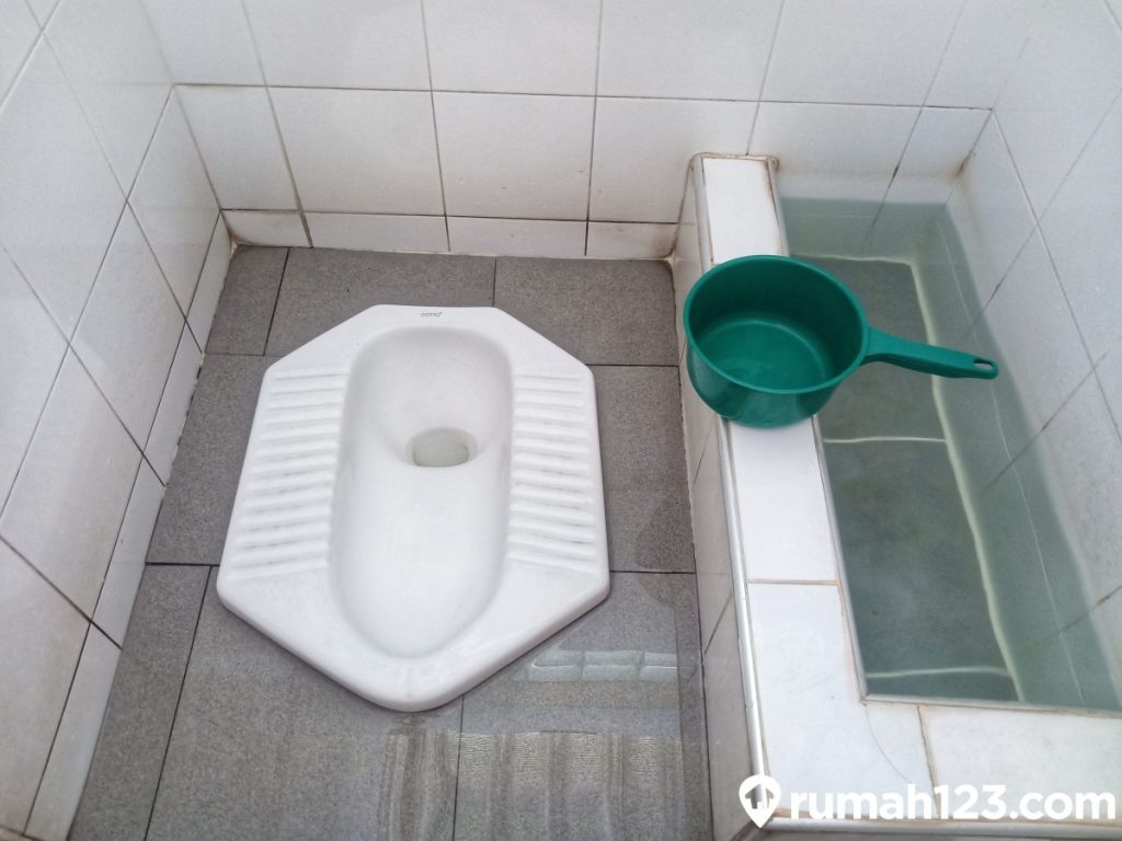 Ukuran Kloset Jongkok yang Tepat serta Cara Pasangnya