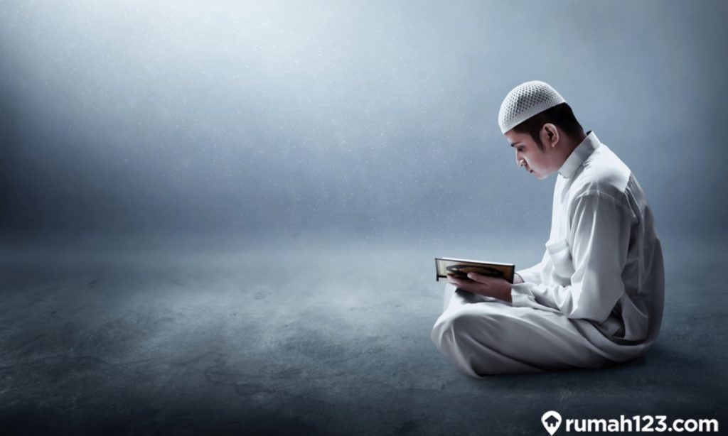 7 Perbedaan Kitab dan Suhuf dari Isi, Penerima, hingga Contohnya