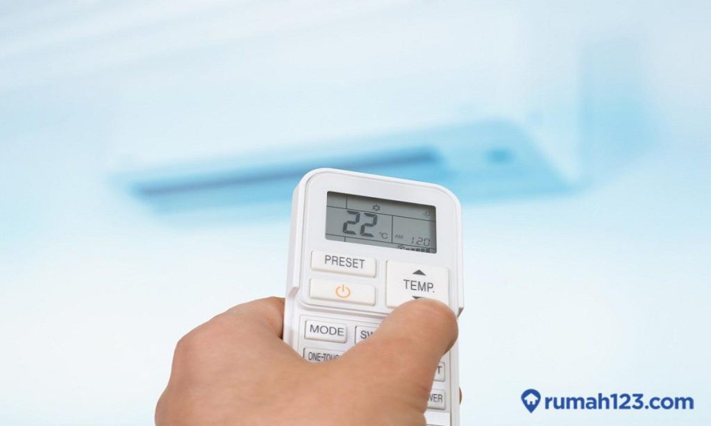 10 Arti Lambang pada Remote AC Sharp dan Modenya Terlengkap