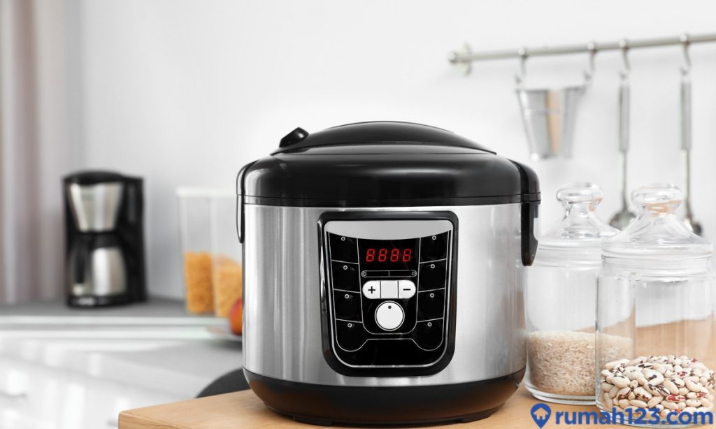 5 Cara Memperbaiki Rice Cooker Nasi Cepat Bau dan Kuning. Mudah kok!