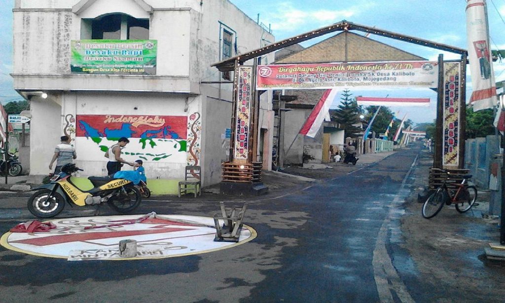 15 Ide Desain Gapura Bambu Simple yang Kreatif dan Unik