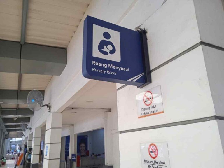 Daftar 7 Fasilitas Stasiun Kereta Api yang Wajib Disediakan