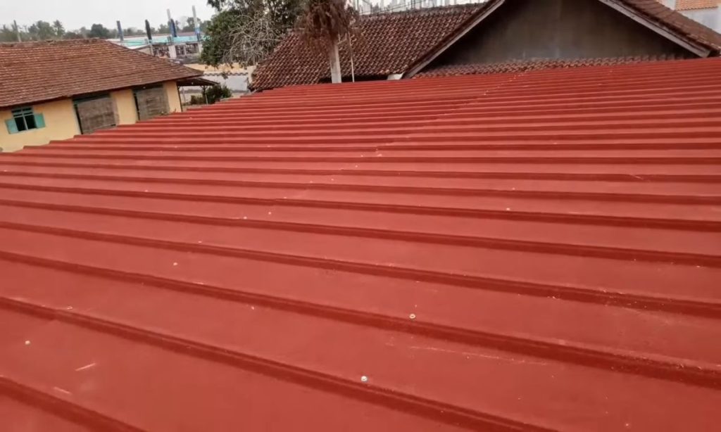 Jenis Seng Atap Rumah Disertai Kelebihan dan Kekurangannya