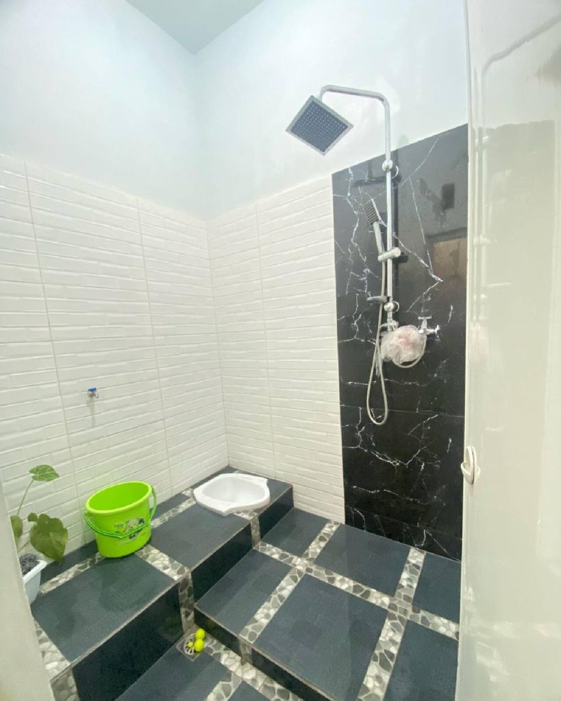 10 Desain Kamar Mandi Minimalis Kecil. Cocok untuk Ruangan Sempit!