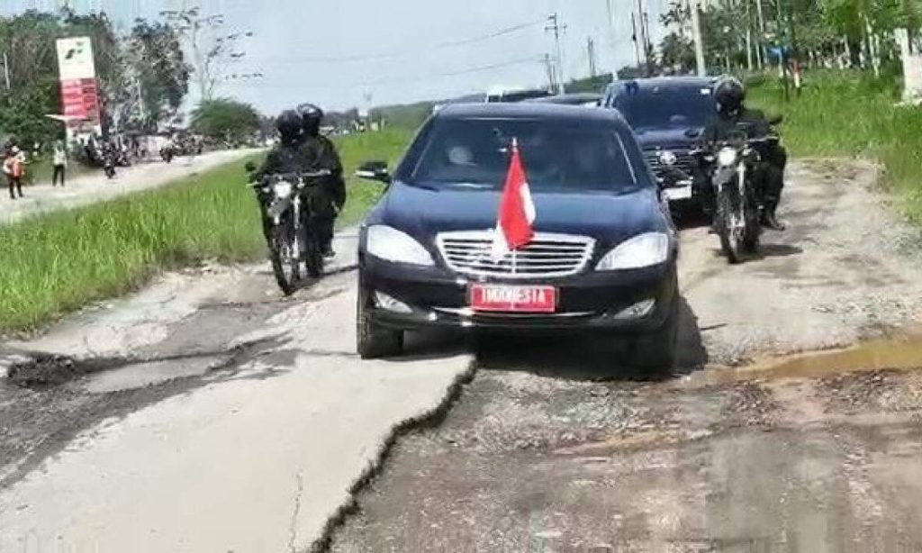 Pemerintah Perbaiki Jalan Rusak di Lampung pada Juni 2023