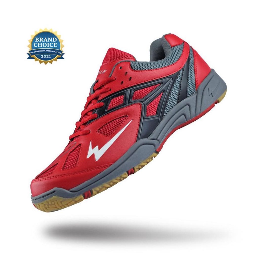 8 Rekomendasi Sepatu Badminton Berkualitas dengan Harga Terjangkau