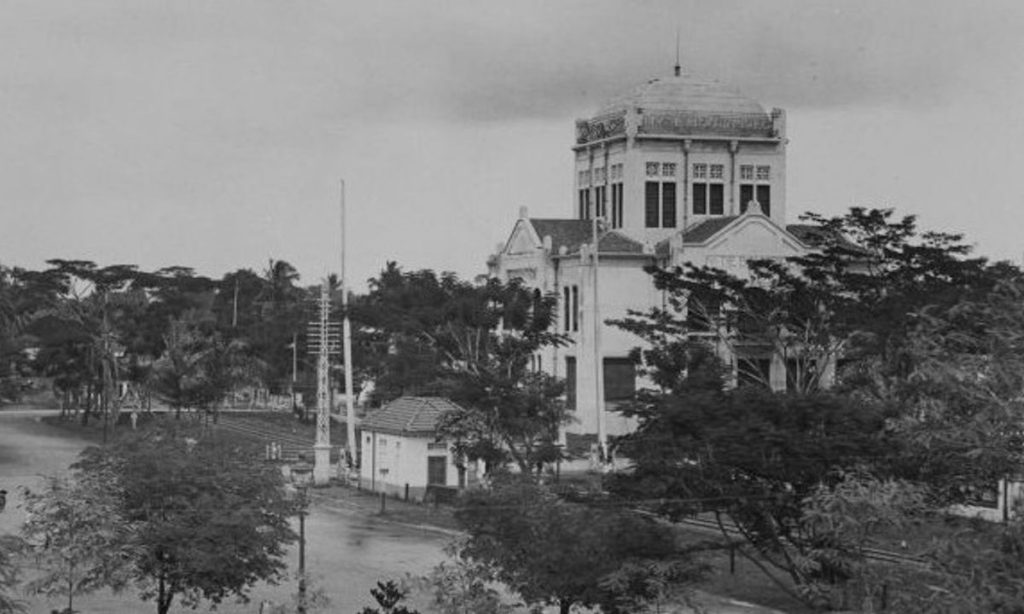 Gaya Arsitektur Masjid Cut Meutia yang Kental Nuansa Eropa