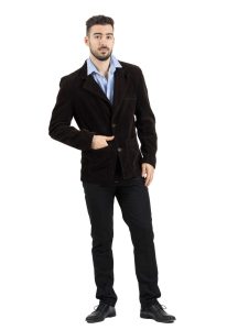 10 Contoh Foto Full Body Lamaran Kerja, Disertai Ukuran dan Warna Latar