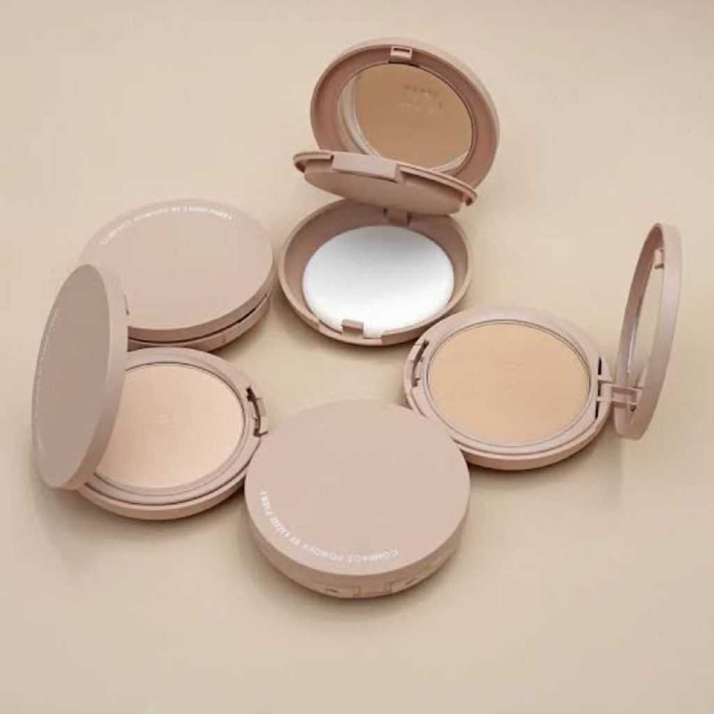 Rekomendasi Bedak Padat untuk Kulit Berminyak, Tahan Lama!