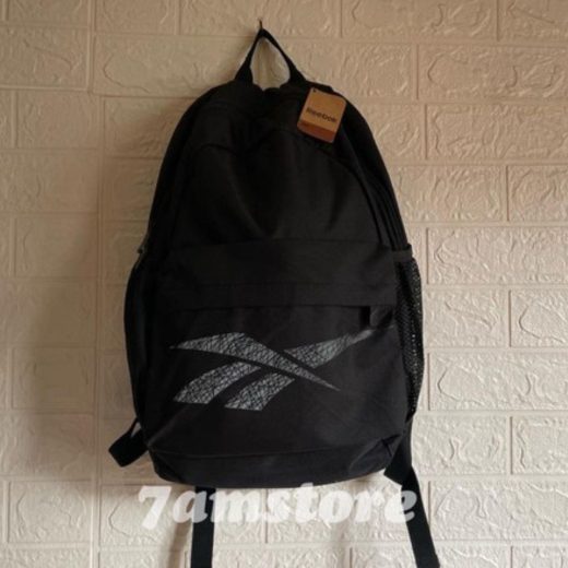 8 Merk Tas Ransel Terbaik yang Awet dan Stylish