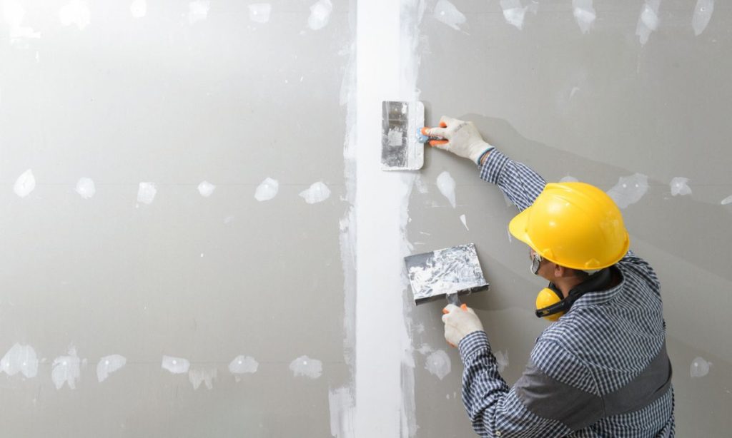 6 Rekomendasi Plamir Tembok Instan Terbaik Beserta Harganya