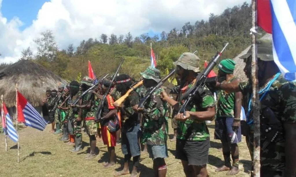 5 Contoh Ancaman di Bidang Politik dan Strateginya