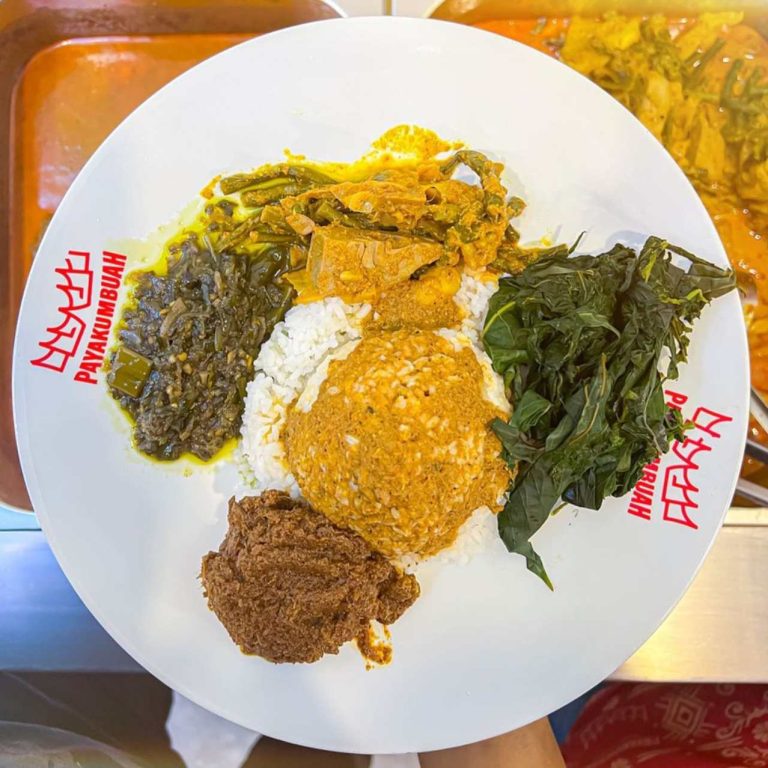 Menu RM Padang Payakumbuah dan Harga Terbaru 2024