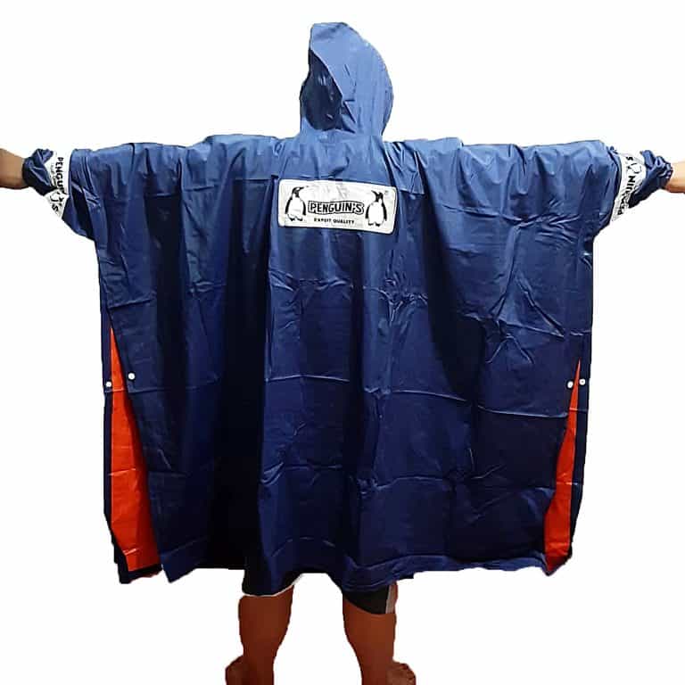 5 Rekomendasi Jas Hujan Ponco Kelelawar. Berkualitas!