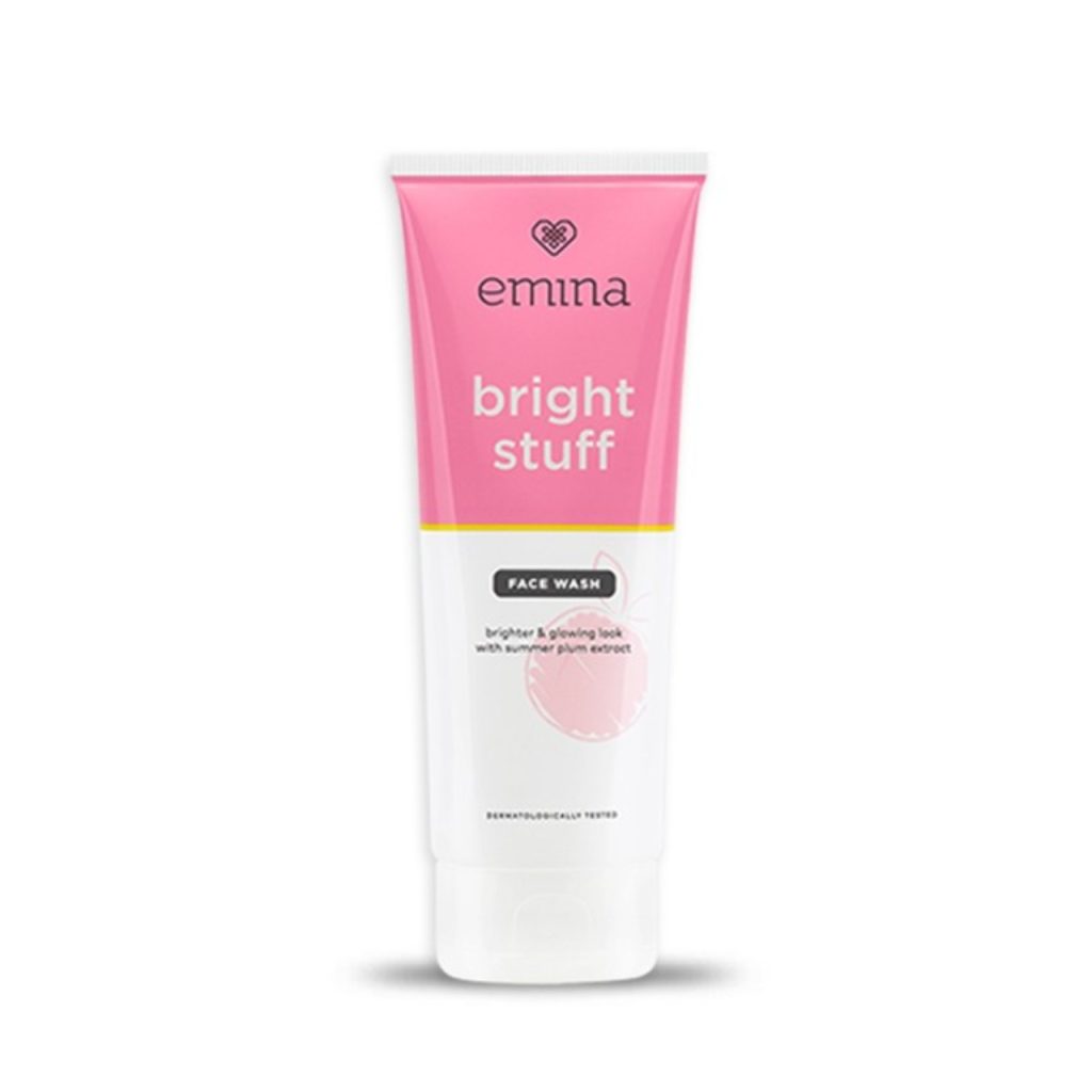 5 Rekomendasi Facial Wash untuk Kulit Kusam Terbaik 2024