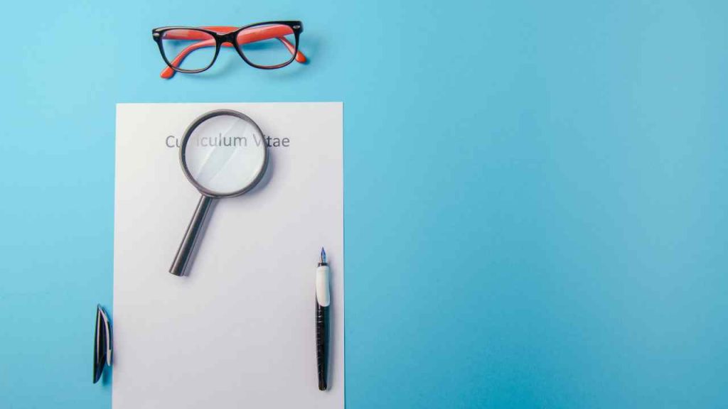 7 Contoh CV Admin Lengkap (Perkantoran, Gudang, dll) 7 Contoh CV Admin Lengkap (Perkantoran, Gudang, dll)