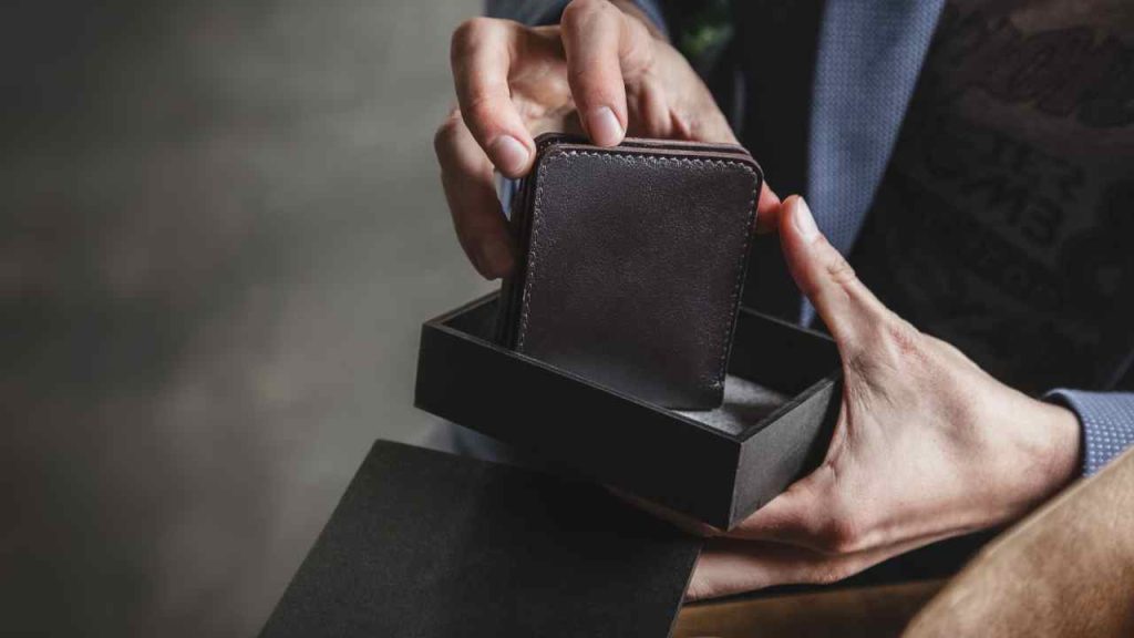 5 Rekomendasi Dompet Brand Lokal yang Murah dan Berkualitas