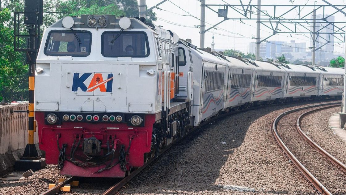 5 Kelas Kereta Api yang Ada di Indonesia, Apa Perbedaannya?